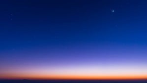 Dawn vs Dusk: Comparison of the Two Twilight Periods