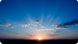 Dawn vs Dusk: Comparison of the Two Twilight Periods